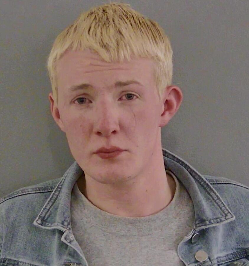 Alleged stalker arrested after repeatedly maliciously texting co-worker ...