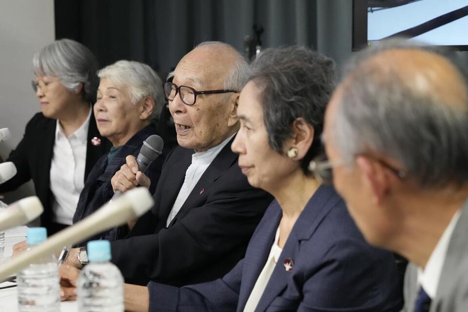 A-bomb survivors use Nobel Peace Prize to share anti-nuke message with ...