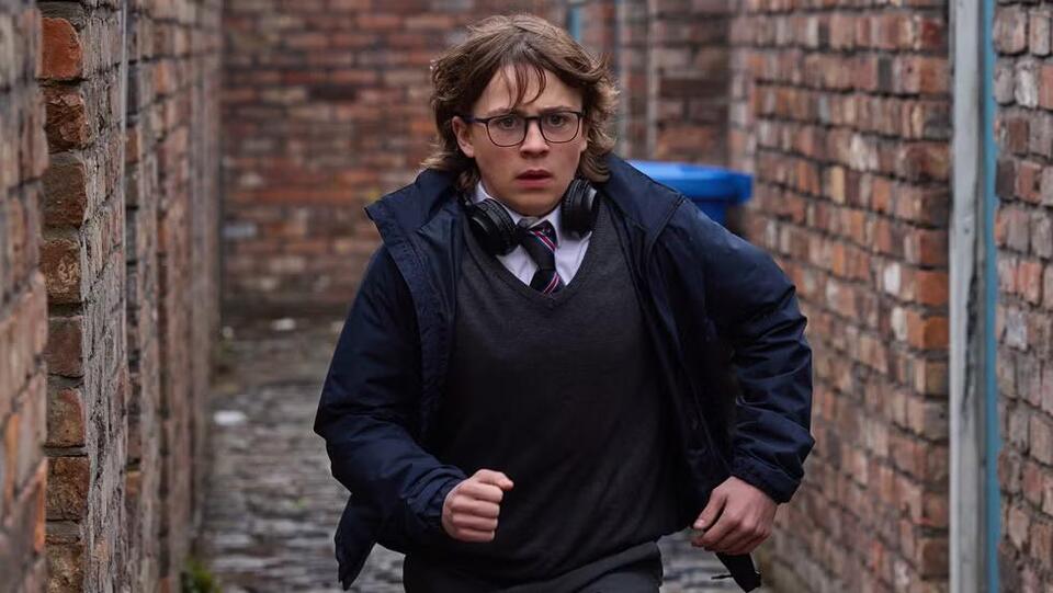 Coronation Street reveals breakthrough in Sam story in 38 spoiler ...