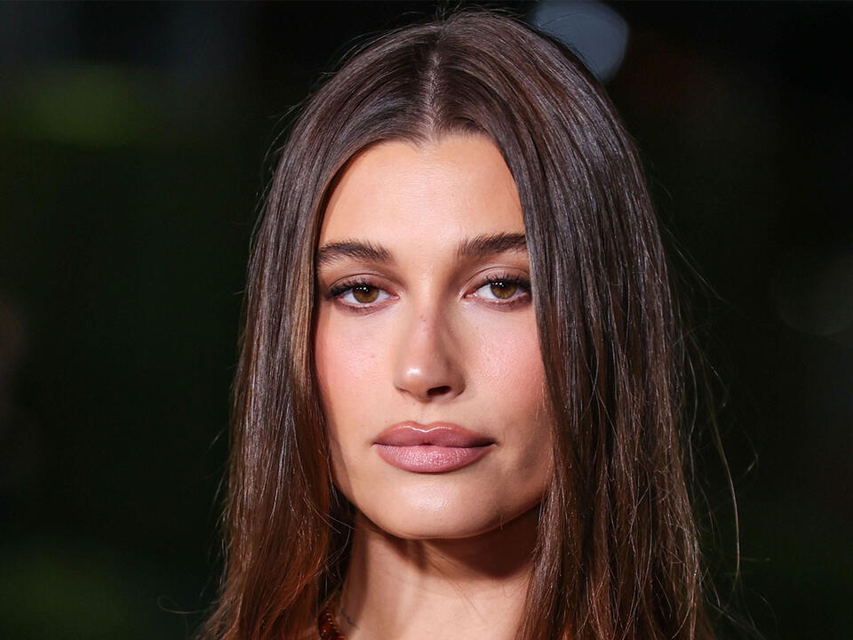 Hailey Bieber Ignores Marriage Trouble Rumors As She Flaunts Her Toned ... Hailey Bieber Ignores Marriage Trouble Rumors As She Flaunts Her Toned ...