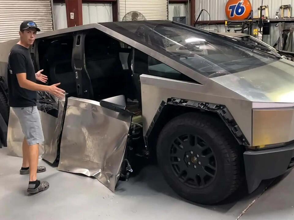 Wrecked Tesla Cybertruck Becomes DIY Repair Project. Here’s How It’s ...