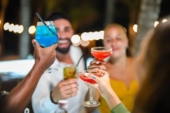 Meet Dion: This New App is like Zelle, but for Drinks! - NewsBreak