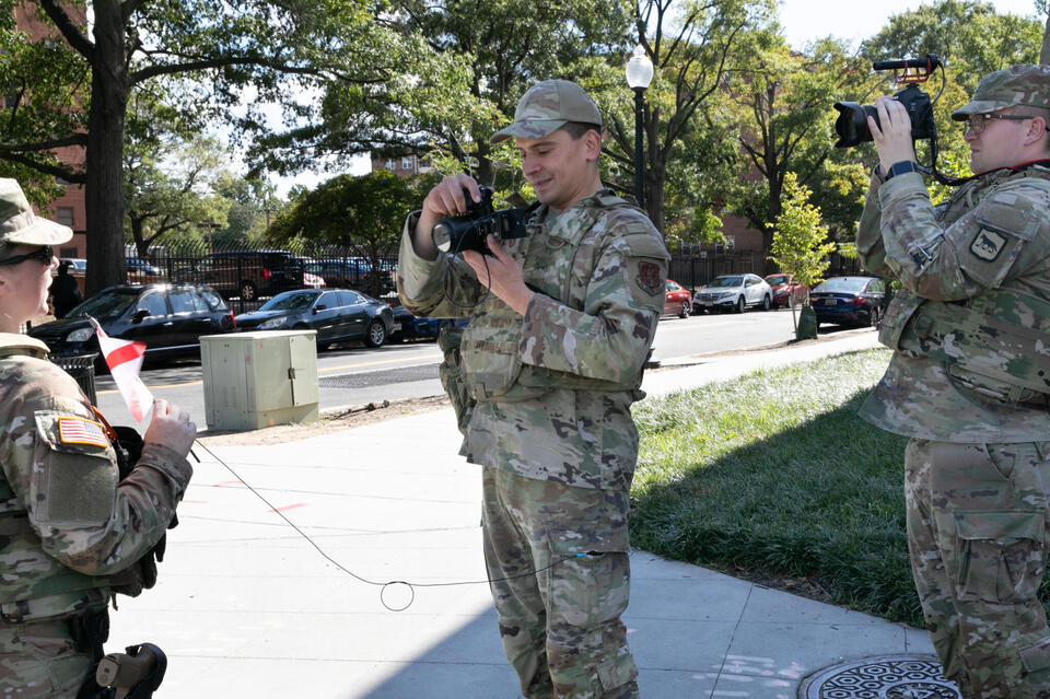With Guard call-up, governor enhances Trump’s vanity project - NewsBreak