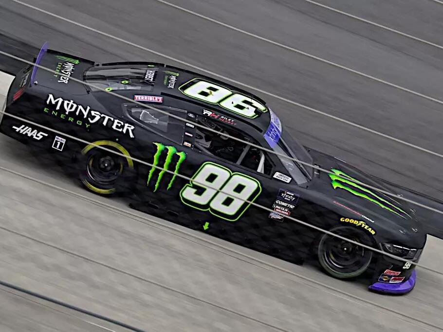 Stewart-Haas Racing: Iowa NXS Advance (Cole Custer | Riley Herbst)