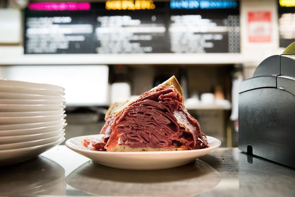 Why Everyone’s Talking About This Massive NJ Pastrami Sandwich - NewsBreak