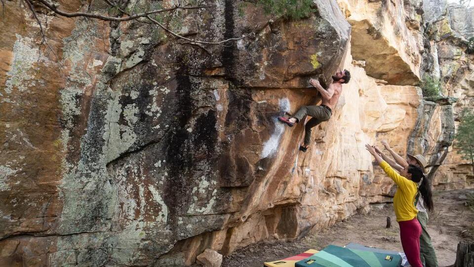Everything You Need to Know About Crashpads (Plus Our Top 12 Crashpad ...