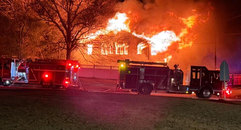 Structure fire reported in Phenix City - NewsBreak