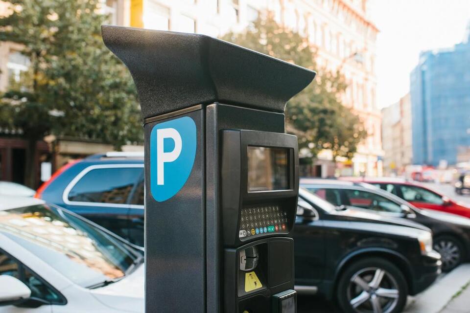 Scranton extends meter parking hours, adds card transaction fee ...