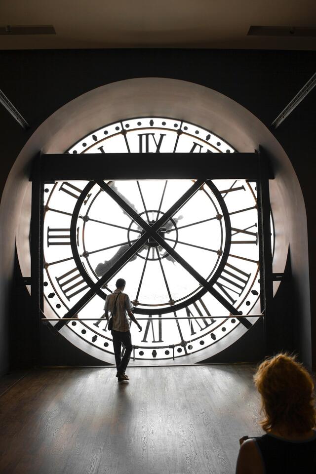 12 Hilarious and Mind-Blowing Facts About Time - NewsBreak