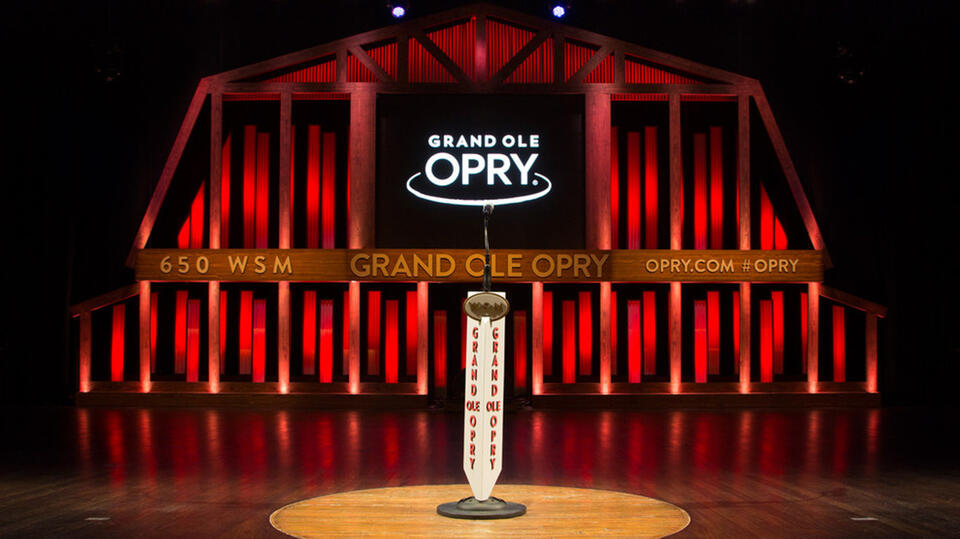Grand Ole Opry mourns loss of oldest member Stu Phillips, dies at 92 on ...