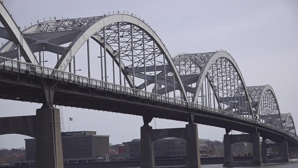 Illinois investing billions in bridges: Quad Cities projects include ...