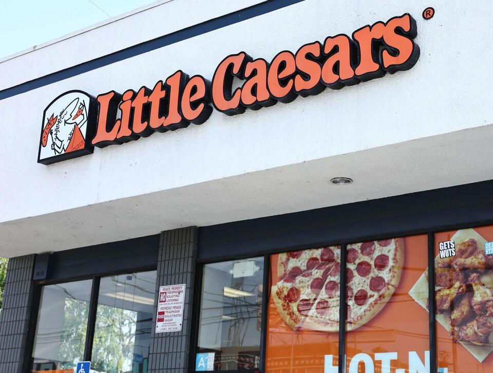 What is the 'Little Caesar's Taste So Good' meme? Meaning decoded ...