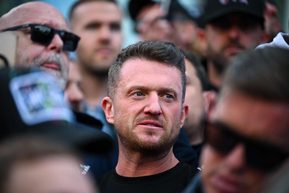 Tommy Robinson says Russia is not an enemy as he travels to meet Elon ...