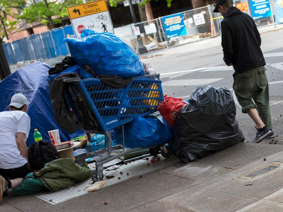 Portland police pilot program aims to bridge the gap for those ...