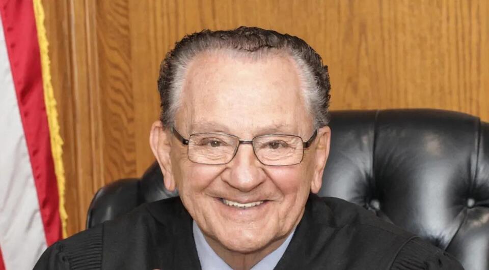 Frank Caprio, Beloved Social Media Judge, Dead at 88 - NewsBreak