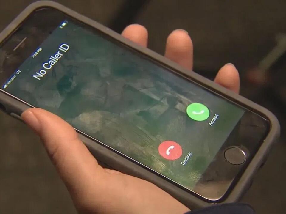 How to tell if an urgent phone call is actually a financial scam