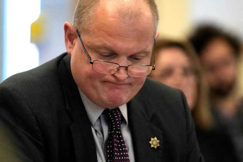 Investigators hammer police for not taking Robert Card’s guns before ...