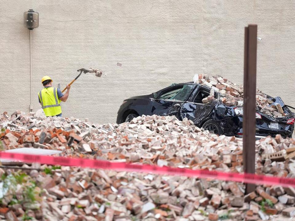 How powerful windstorms caused deaths and extensive damage across Houston