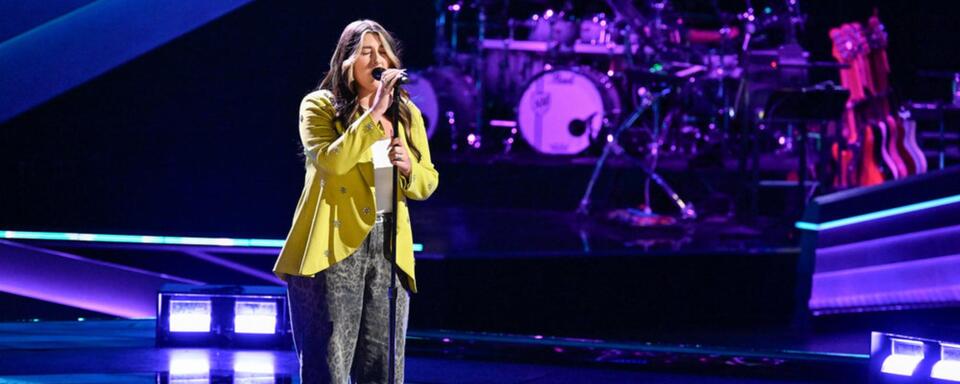 Kelly Clarkson Wins ‘The Voice’s Triple Turn Competition, Fills Her ...