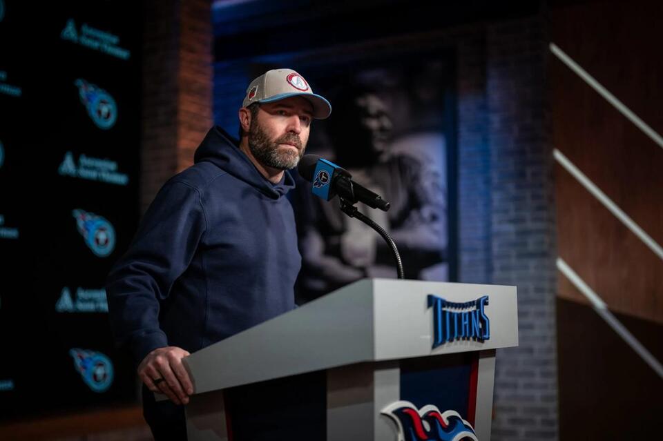 Adam Schefter Reveals 2 Teams Actively Trying To Trade Up To No. 1 Pick ...