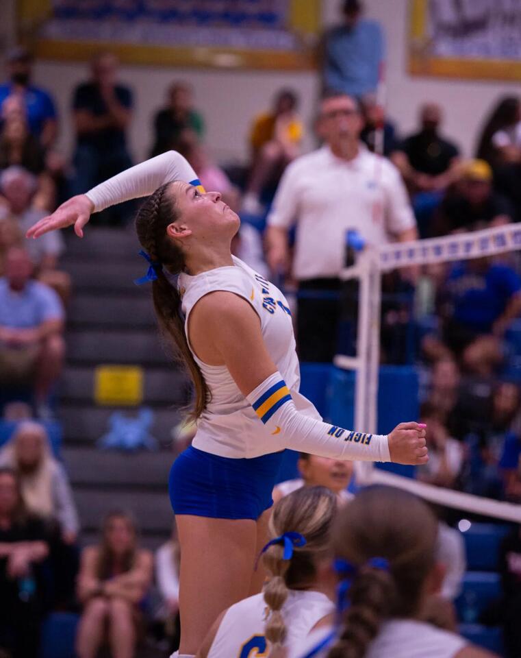 VOLLEYBALL: Charlotte sweeps Pirates in swift fashion - NewsBreak