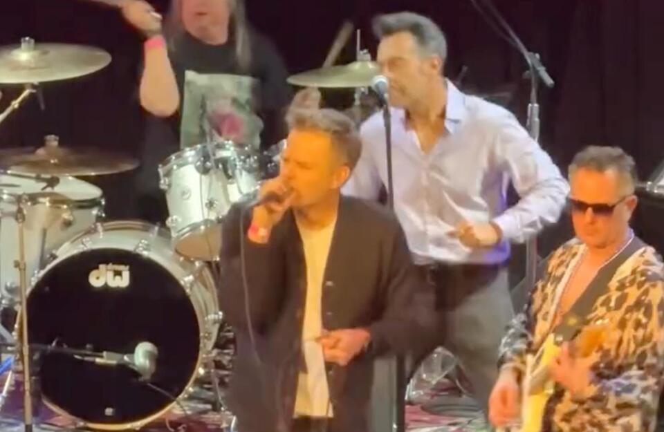 Ben Gibbard Covers Morrissey With Smiths Tribute Band At SF Sketchfest ...