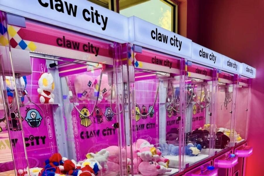 Claw machine arcade Claw City now open in Tomball - NewsBreak