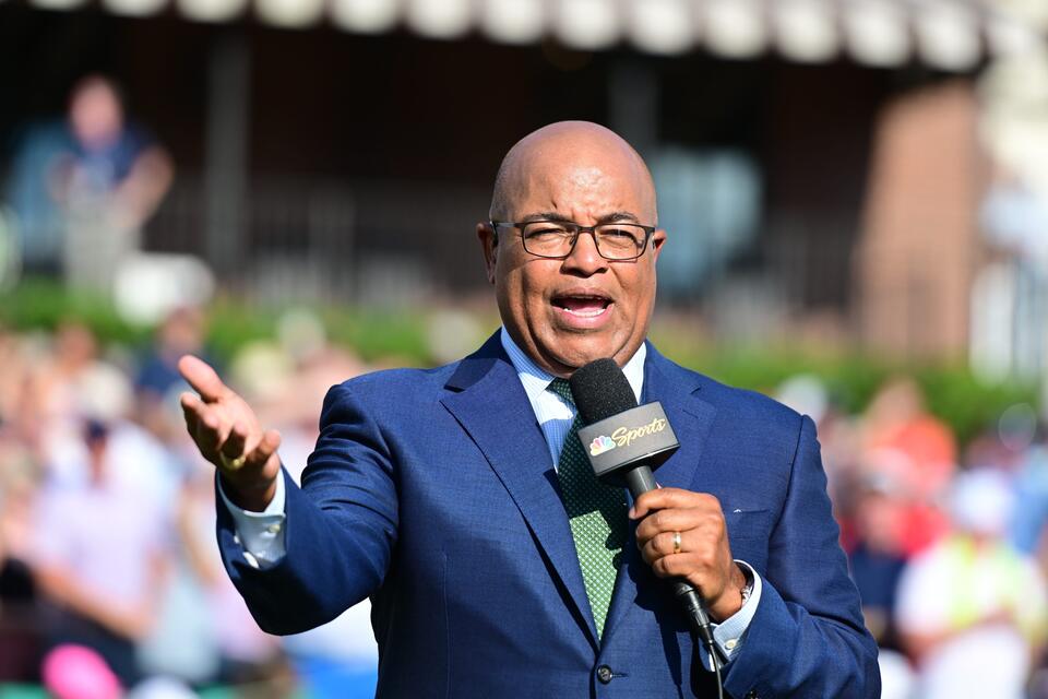 Mike Tirico Previews Dolphins Steelers with Joe Rose - NewsBreak