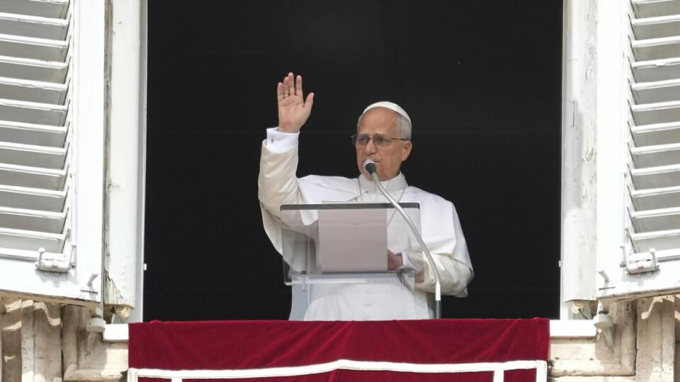 Pope Leo XIV turns 70 and thanks God, his parents and all those who ...