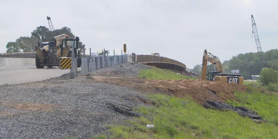 MDOT: East-bound side of U.S. 98 bridge over Pearl River in Marion ...