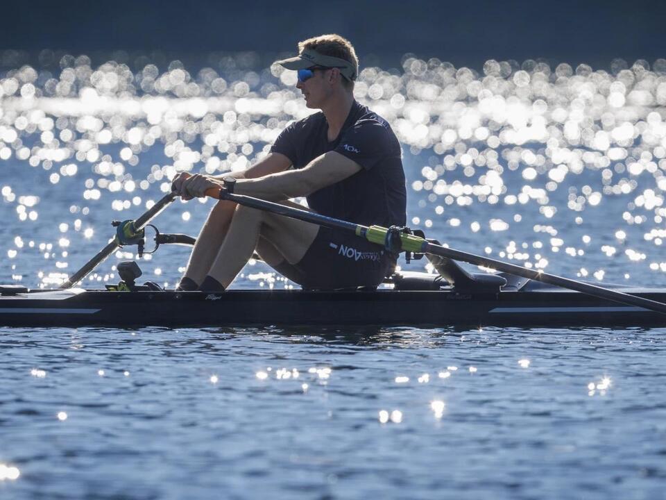Kiwi rower Mackintosh swaps seats, gives up corporate life to pursue ...