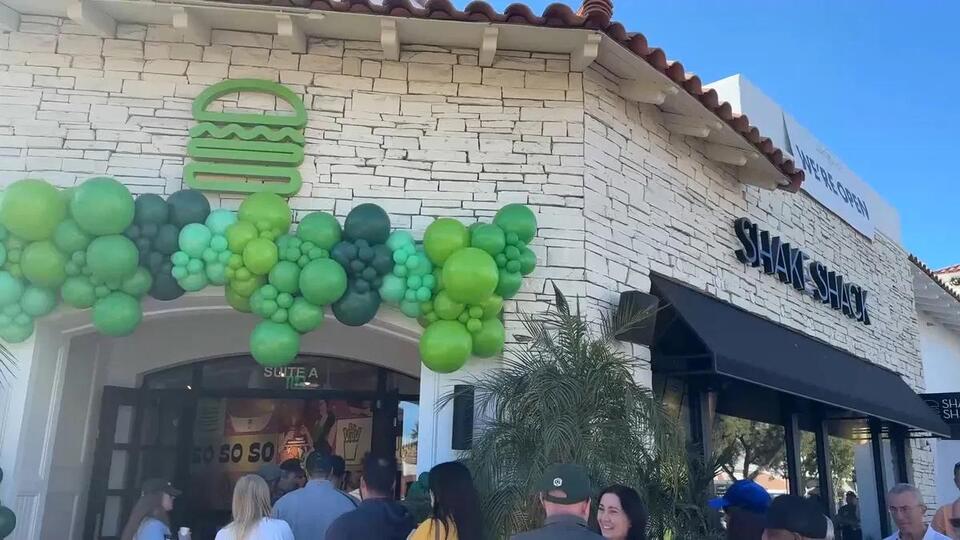 Shake Shack in Palm Desert opens its doors - NewsBreak