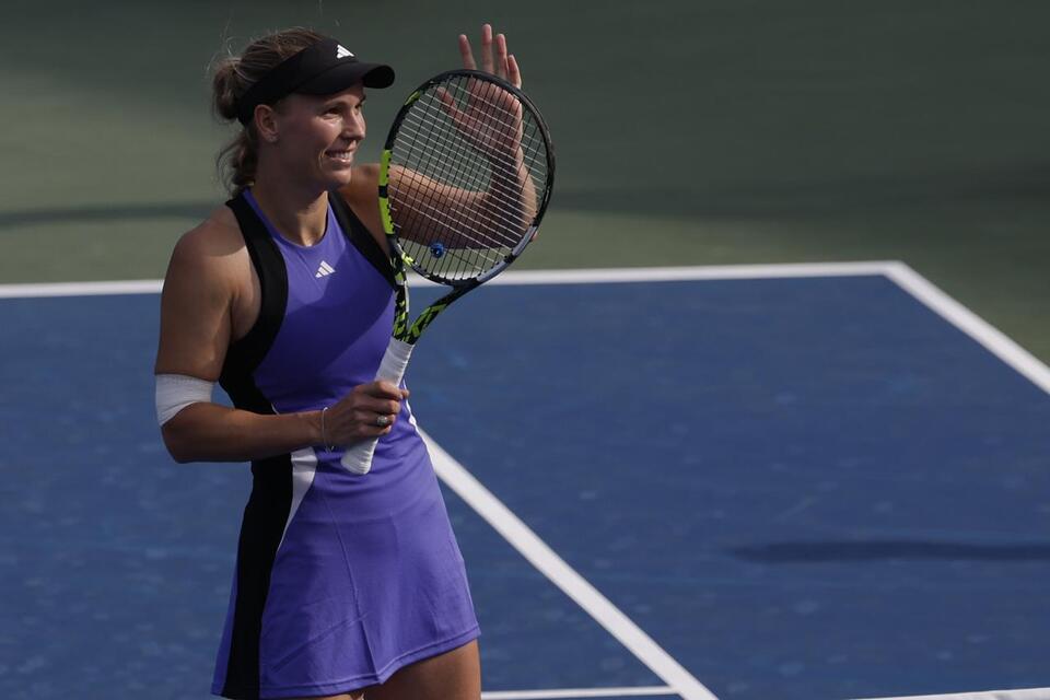 Caroline Wozniacki Breaks Silence on Viral “Full Body Cramp” Match That ...