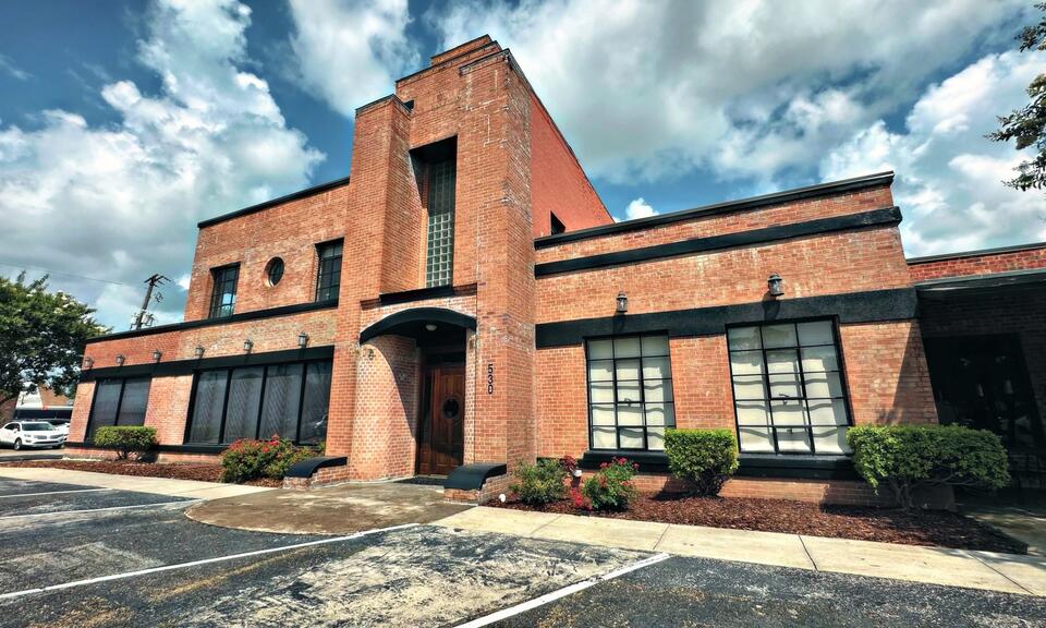 Historic Pinhook Building Becomes The Linden, New Weddings & Corporate ...