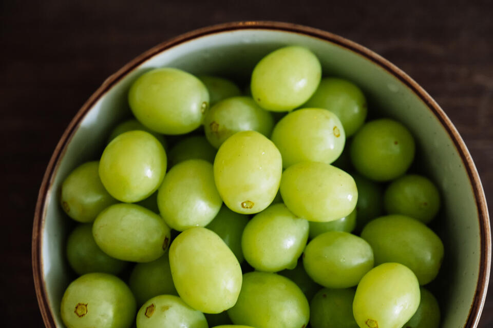 I Made the Viral ‘Caramel Apple Grapes’ and They're The Cutest, Easiest ...
