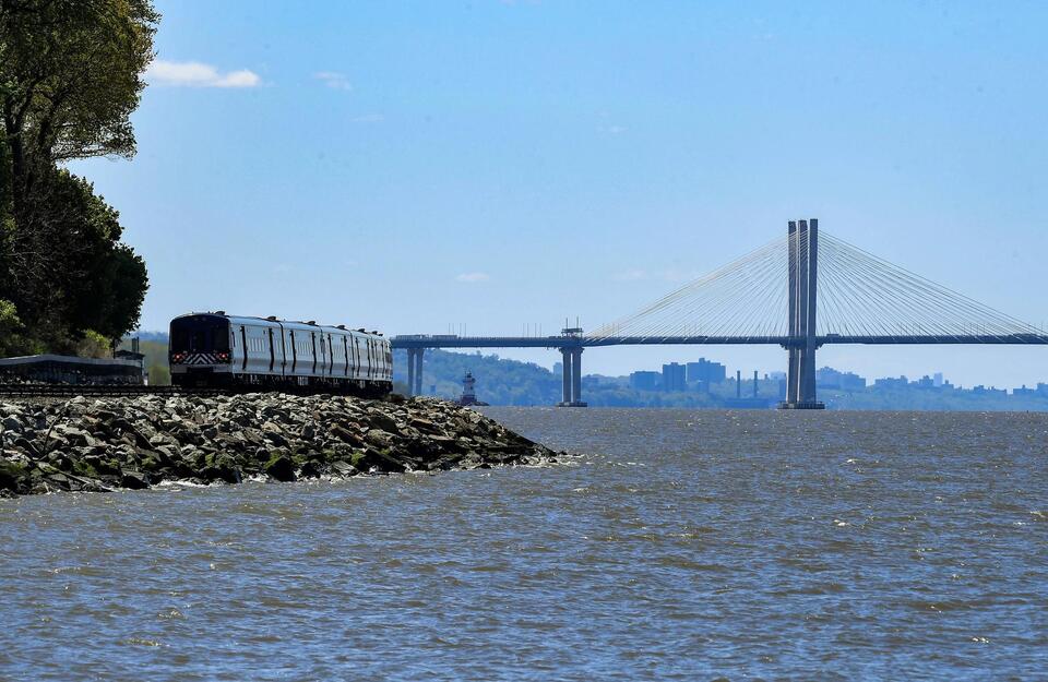 Shocking Stats: How Often is Your Metro-North Train on Time? - NewsBreak