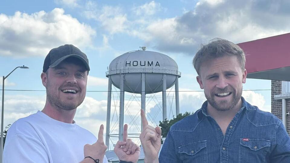 Josh of ‘Josh and Jase’ suffers medical emergency during Michigan trip ...