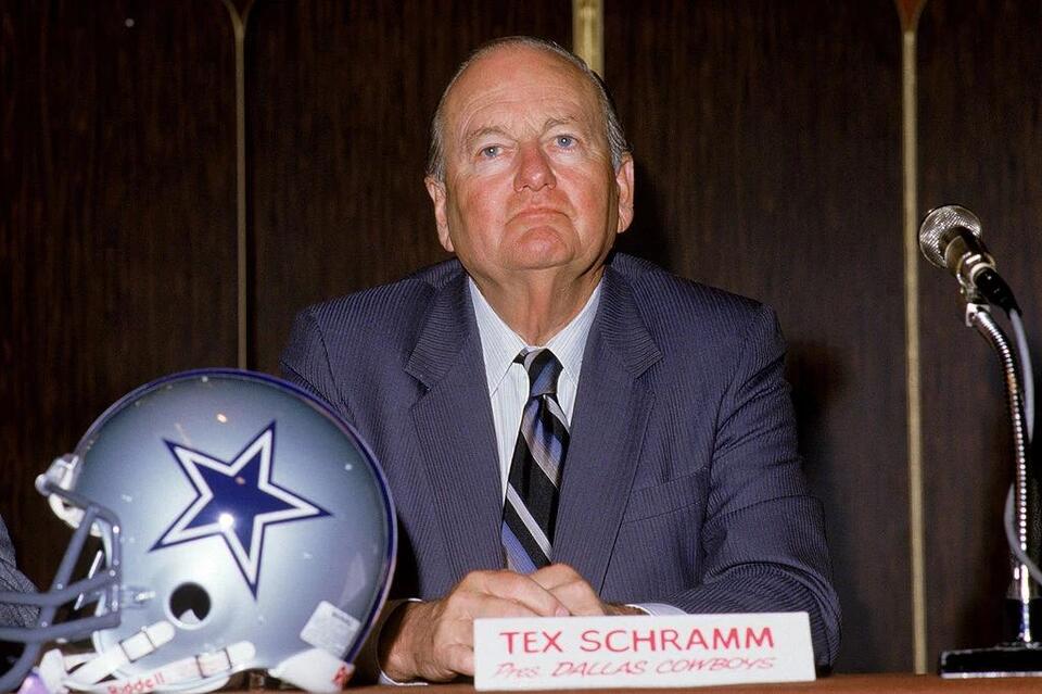 The Story Behind The Cowboys’ Red Stripe Helmet Tradition - NewsBreak