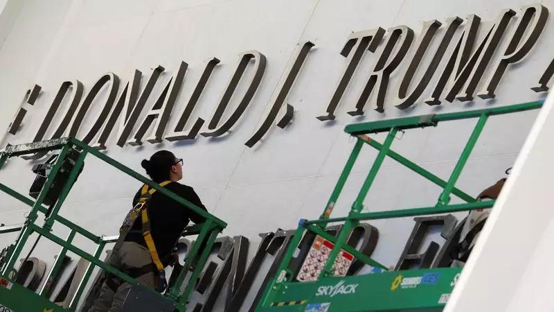 'Going to have a hissy': Kennedy Center blow triggers deluge of Trump ...