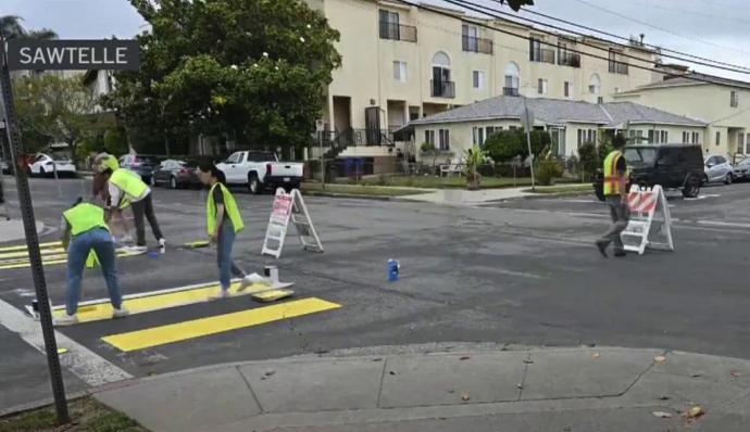Vandalism Case Dropped Against Guerrilla Crosswalk Painter Jonathan ...