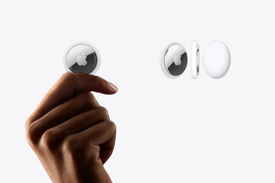 Apple Clears Out Original AirTags as AirTag 2 Arrives, Prices Drop to ...