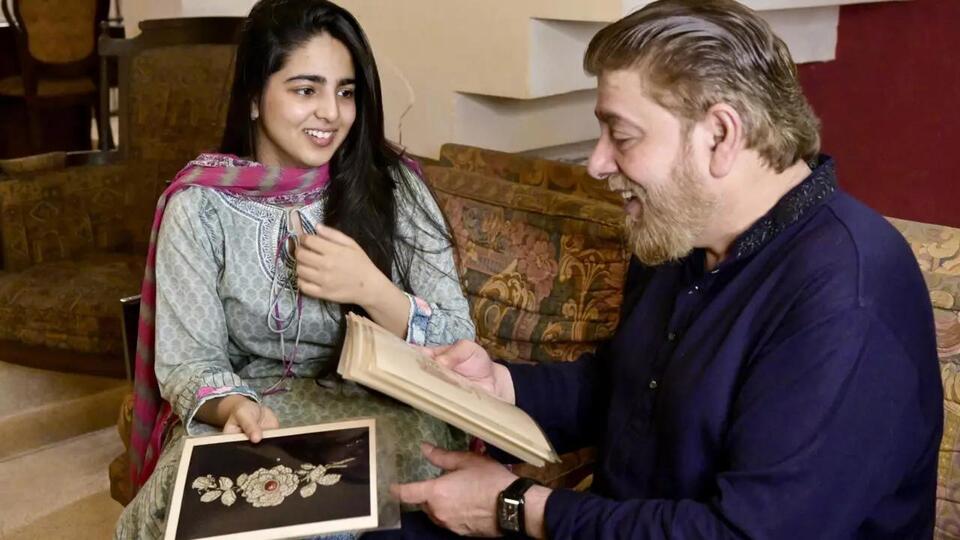 The Bright Side: Bangladesh eyes end to dazzling Darya-e-Noor diamond ...