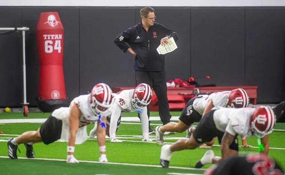 Curt Cignetti Rips Nick Marsh Over Gold Shoes As Indiana Depth Concerns ...