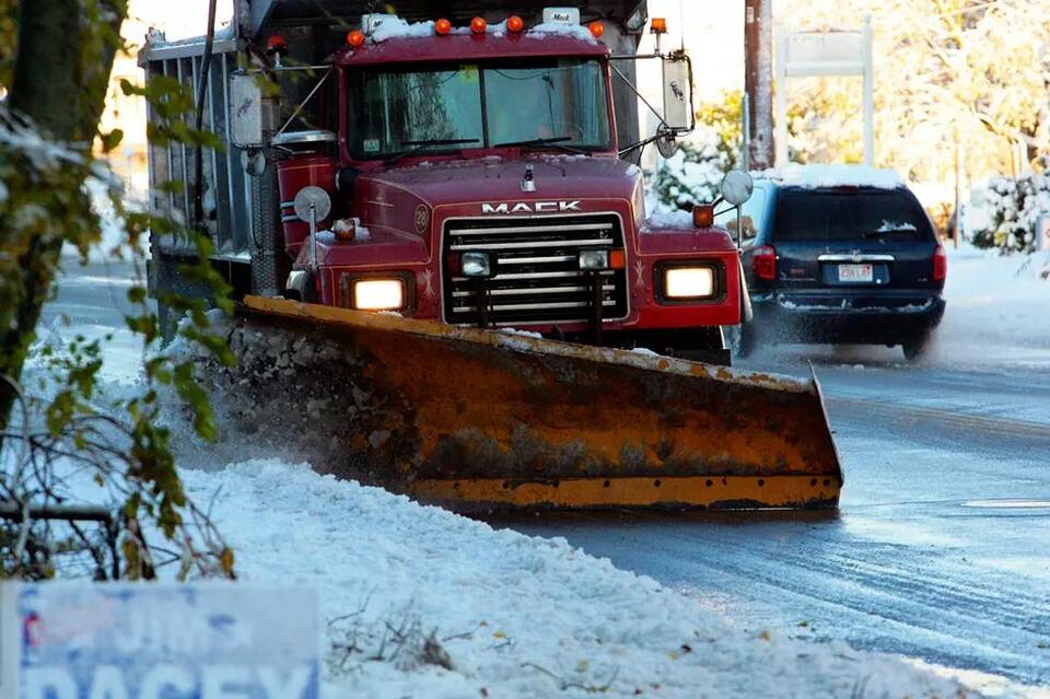 Best Tools to Track Southwest Michigan Snow Plows in Real Time - NewsBreak