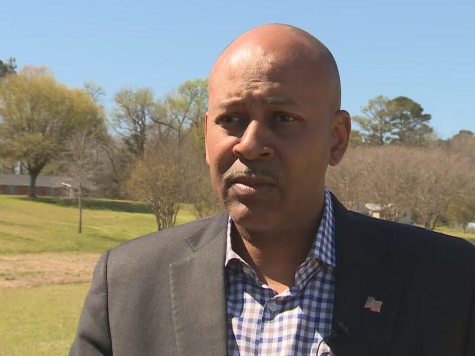 Former Mayor Percy Bland announces 2025 run in Facebook post