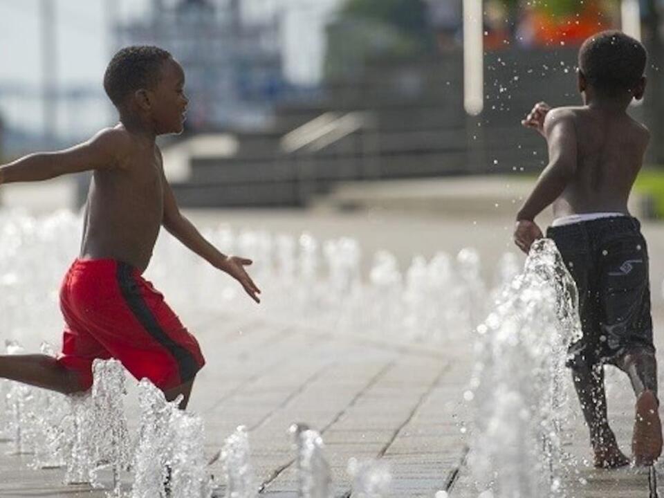 Muskegon splash pad open for the summer