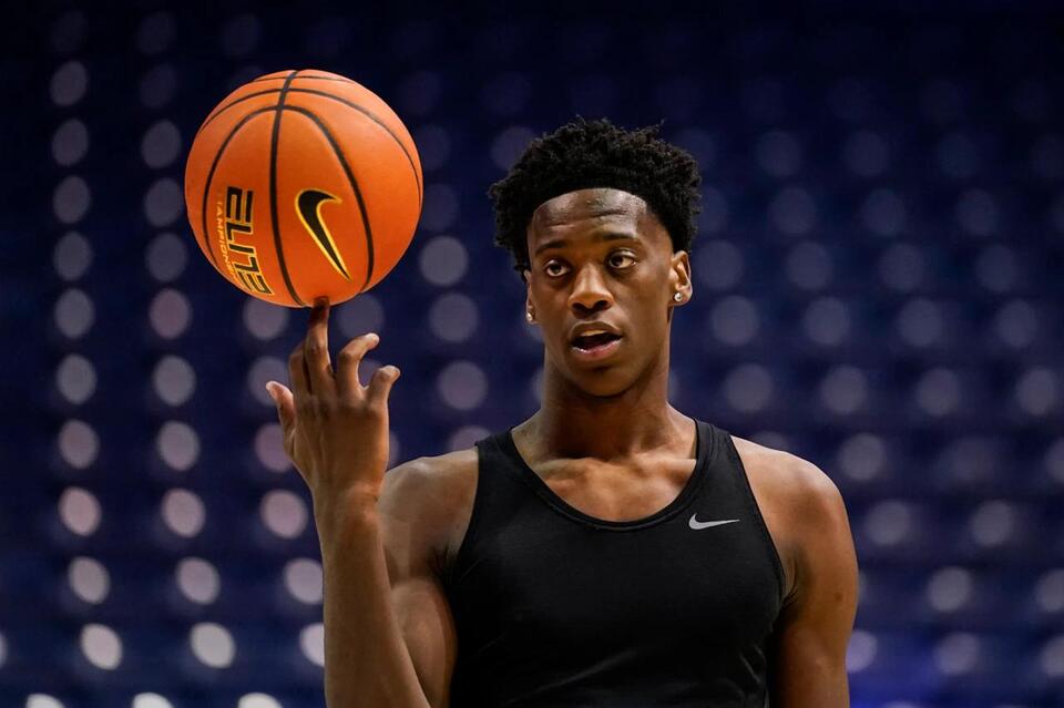 AJ Dybantsa Makes Feelings Clear on Load Management and Why He Doesn’t ...