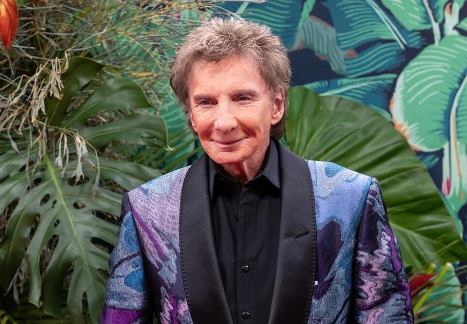Barry Manilow's Net Worth in 2025: Musical Genius and Financial Icon ...