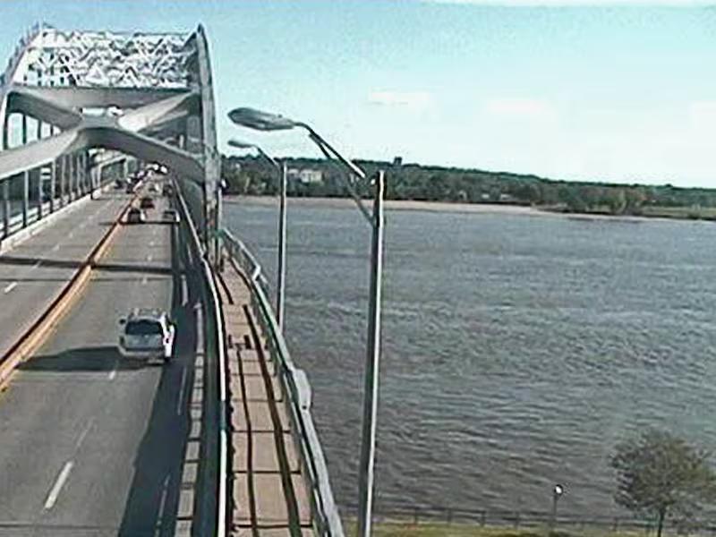 Bridge cleaning to be conducted on Centennial Bridge in April