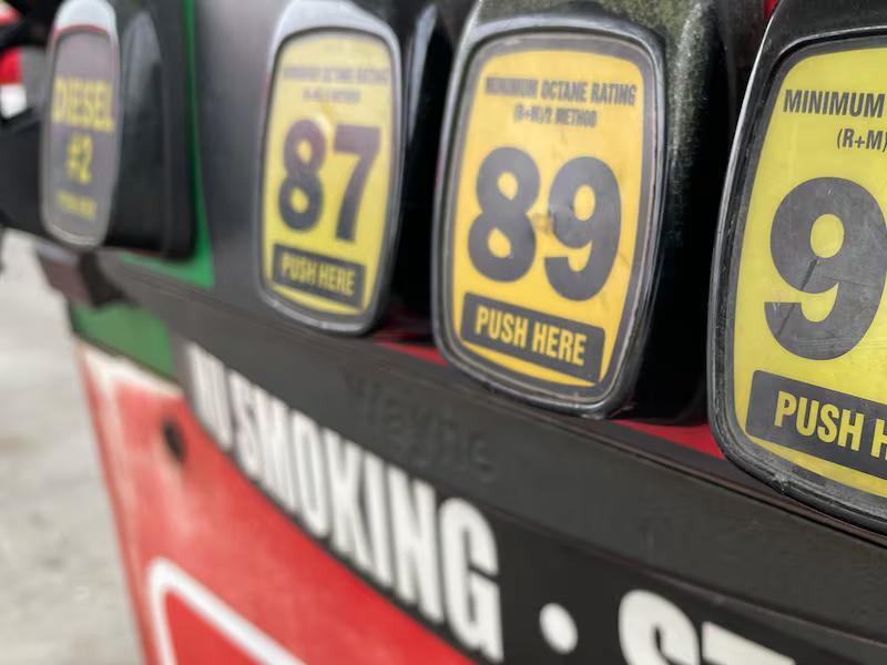 AAA: Michigan gas price average drops 10 cents from a week ago